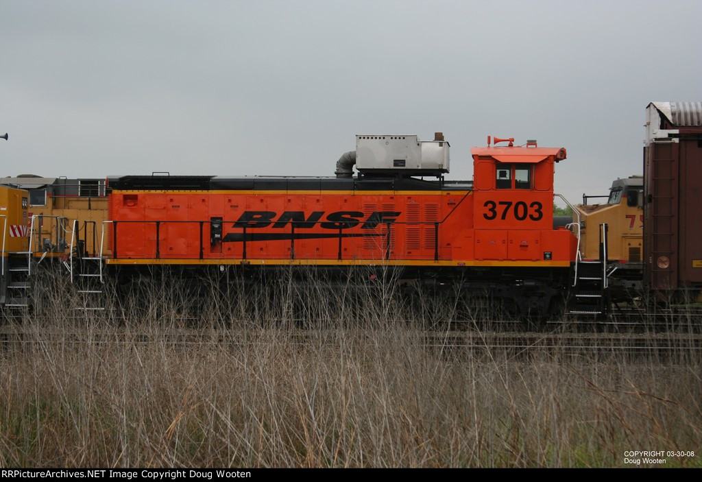 BNSF 3703